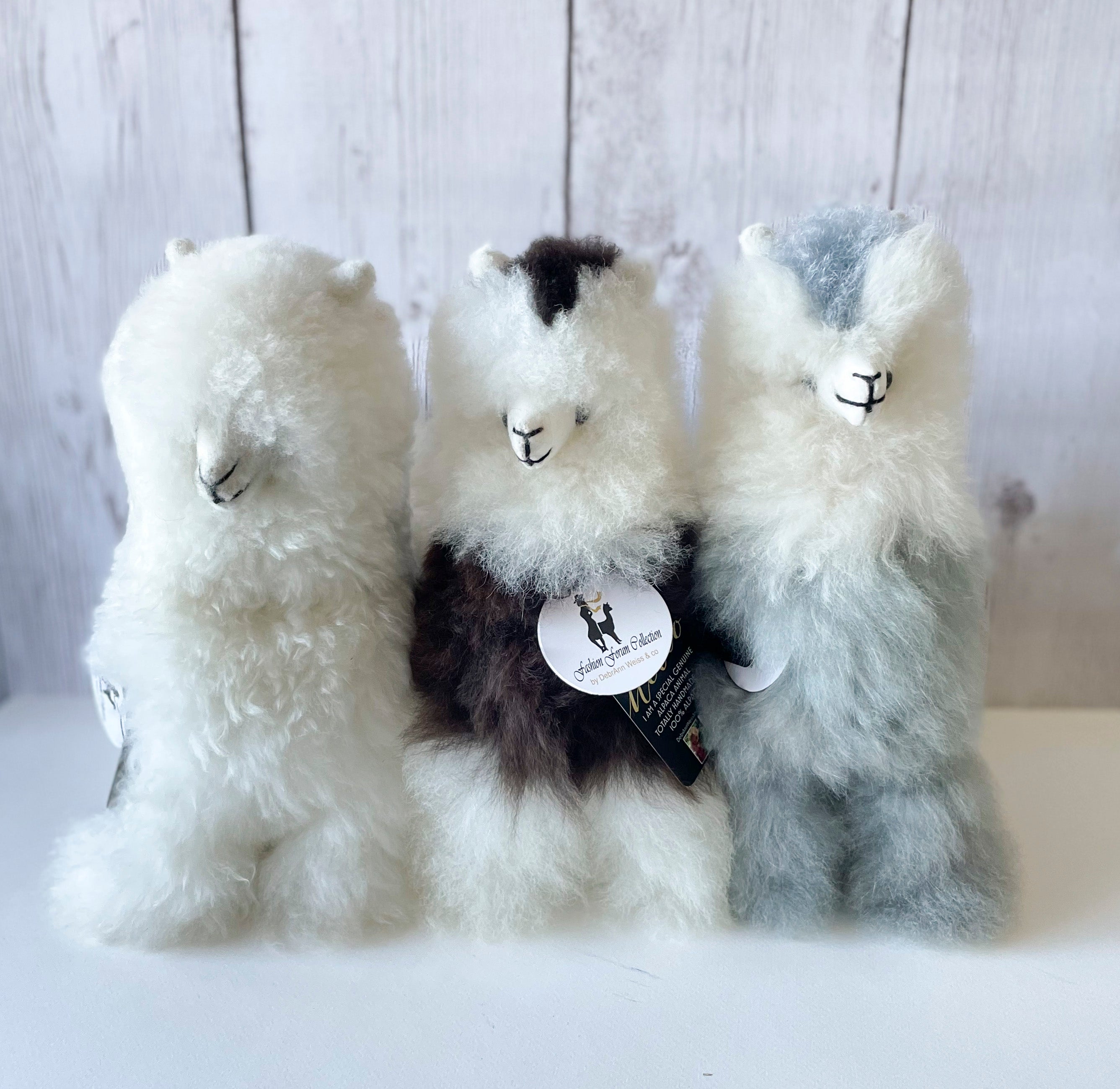 Standing Alpaca 12" – The Artsy Farmer